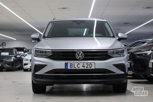 Pelēks Volkswagen Tiguan 2022 Kauņa, ar dzinēja tilpumu 0.00 L un nobraukumu 81 tūkst. km par 28329 €, foto 6 vietnē AUTOMOTO.COM.LV