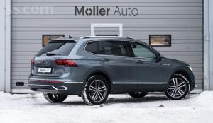 Grey Volkswagen Tiguan 2022 in Jelgava, with an engine capacity of 2.00 L and mileage of 144 thousand km for 29350 €, photo 4 on AUTOMOTO.COM.LV