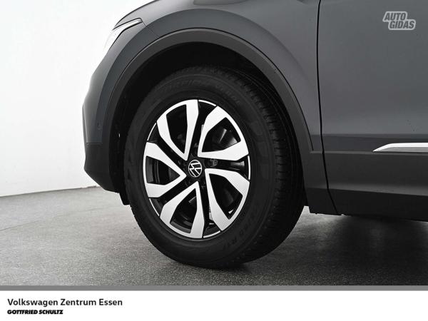 Pelēks Volkswagen Tiguan 2022 Kauņa, ar dzinēja tilpumu 2.00 L un nobraukumu 52 tūkst. km par 31423 €, foto 5 vietnē AUTOMOTO.COM.LV