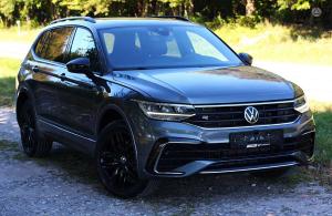 Grey Volkswagen Tiguan 2022 in Kretinga, with an engine capacity of 1.98 L and mileage of 286 thousand km for 20999 €, photo 4 on AUTOMOTO.COM.LV