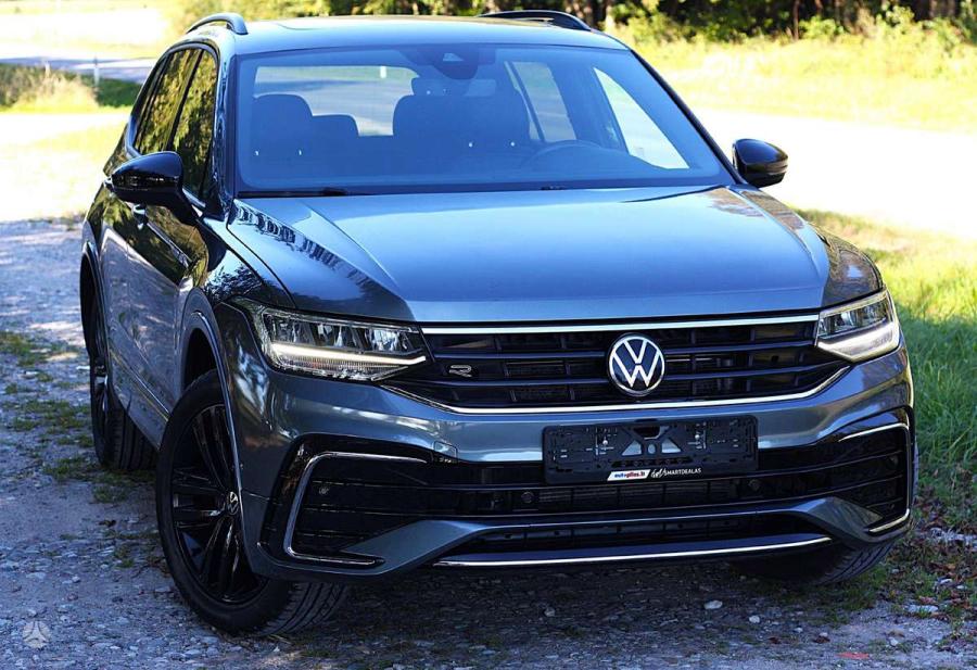 Grey Volkswagen Tiguan 2022 in Kretinga, with an engine capacity of 1.98 L and mileage of 286 thousand km for 20999 €, photo 6 on AUTOMOTO.COM.LV