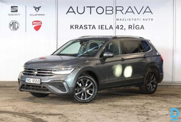 Pelēks Volkswagen Tiguan 2022 Rīga, ar dzinēja tilpumu 2.00 L un nobraukumu 136 tūkst. km par 24800 €, foto 1 vietnē AUTOMOTO.COM.LV
