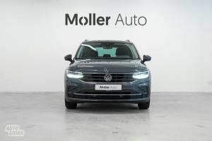 Pelēks Volkswagen Tiguan 2022 Viļņa, ar dzinēja tilpumu 1.50 L un nobraukumu 68 tūkst. km par 22700 €, foto 5 vietnē AUTOMOTO.COM.LV