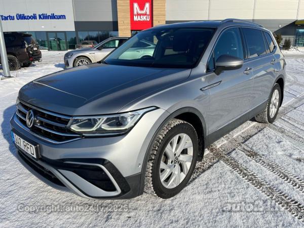 Grey Volkswagen Tiguan 2022 in Tallinn, with an engine capacity of 2.00 L and mileage of 234 thousand km for 22600 €, photo 1 on AUTOMOTO.COM.LV