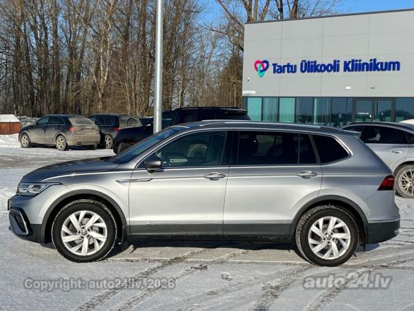 Grey Volkswagen Tiguan 2022 in Tallinn, with an engine capacity of 2.00 L and mileage of 234 thousand km for 22600 €, photo 5 on AUTOMOTO.COM.LV