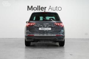 Pelēks Volkswagen Tiguan 2022 Viļņa, ar dzinēja tilpumu 1.50 L un nobraukumu 111 tūkst. km par 20650 €, foto 7 vietnē AUTOMOTO.COM.LV