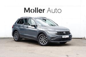 Pelēks Volkswagen Tiguan 2022 Rīga, ar dzinēja tilpumu 2.00 L un nobraukumu 92 tūkst. km par 21850 €, foto 3 vietnē AUTOMOTO.COM.LV