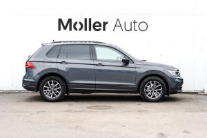 Pelēks Volkswagen Tiguan 2022 Rīga, ar dzinēja tilpumu 2.00 L un nobraukumu 92 tūkst. km par 21850 €, foto 6 vietnē AUTOMOTO.COM.LV