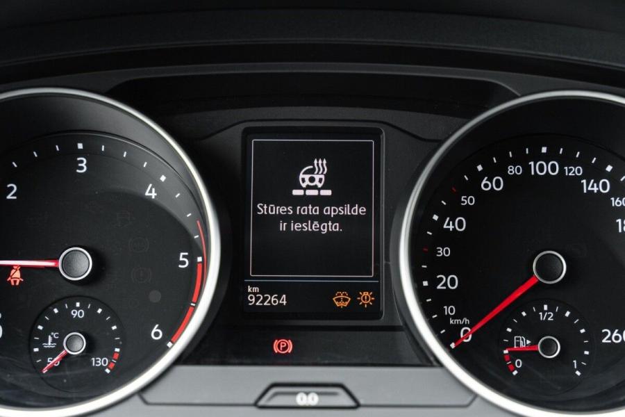 Pelēks Volkswagen Tiguan 2022 Rīga, ar dzinēja tilpumu 2.00 L un nobraukumu 92 tūkst. km par 21850 €, foto 12 vietnē AUTOMOTO.COM.LV