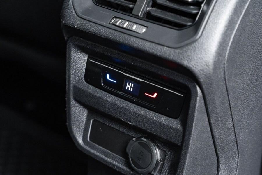 Pelēks Volkswagen Tiguan 2022 Rīga, ar dzinēja tilpumu 2.00 L un nobraukumu 92 tūkst. km par 21850 €, foto 26 vietnē AUTOMOTO.COM.LV