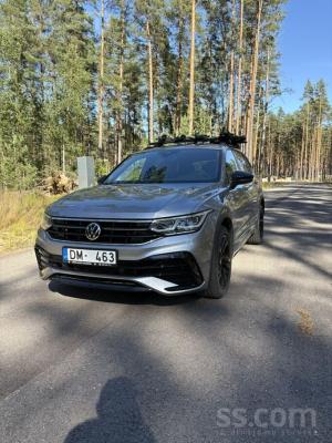 Pelēks Volkswagen Tiguan 2022 Rīga, ar dzinēja tilpumu 2.00 L un nobraukumu 86 tūkst. km par 29500 €, foto 3 vietnē AUTOMOTO.COM.LV