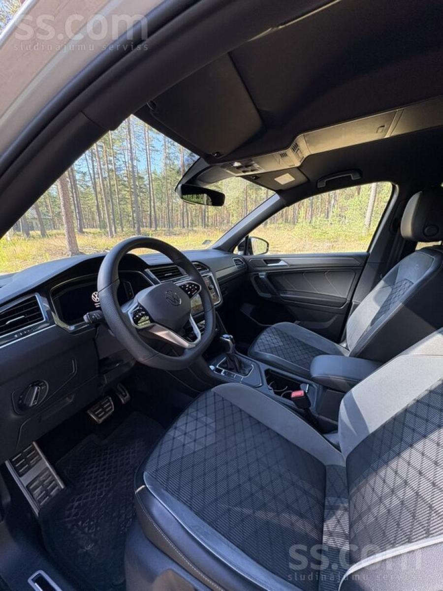 Pelēks Volkswagen Tiguan 2022 Rīga, ar dzinēja tilpumu 2.00 L un nobraukumu 86 tūkst. km par 29500 €, foto 5 vietnē AUTOMOTO.COM.LV