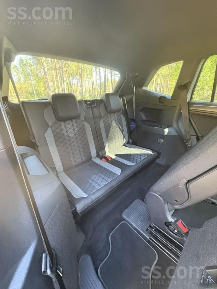 Pelēks Volkswagen Tiguan 2022 Rīga, ar dzinēja tilpumu 2.00 L un nobraukumu 86 tūkst. km par 29500 €, foto 7 vietnē AUTOMOTO.COM.LV