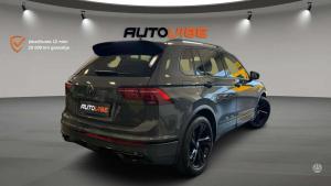 Grey Volkswagen Tiguan 2022 in Vilnius, with an engine capacity of 1.50 L and mileage of 38 thousand km for 28888 €, photo 6 on AUTOMOTO.COM.LV