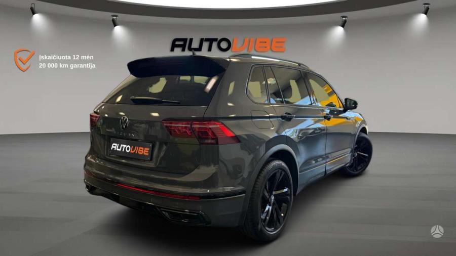 Grey Volkswagen Tiguan 2022 in Vilnius, with an engine capacity of 1.50 L and mileage of 38 thousand km for 28888 €, photo 6 on AUTOMOTO.COM.LV