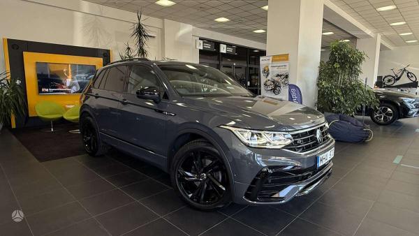 Grey Volkswagen Tiguan 2022 in Vilnius, with an engine capacity of 1.50 L and mileage of 38 thousand km for 28888 €, photo 7 on AUTOMOTO.COM.LV