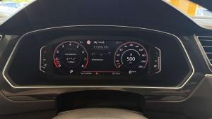 Grey Volkswagen Tiguan 2022 in Vilnius, with an engine capacity of 1.50 L and mileage of 38 thousand km for 28888 €, photo 16 on AUTOMOTO.COM.LV