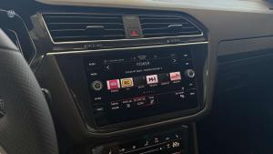 Grey Volkswagen Tiguan 2022 in Vilnius, with an engine capacity of 1.50 L and mileage of 38 thousand km for 28888 €, photo 17 on AUTOMOTO.COM.LV