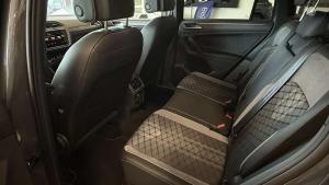 Grey Volkswagen Tiguan 2022 in Vilnius, with an engine capacity of 1.50 L and mileage of 38 thousand km for 28888 €, photo 30 on AUTOMOTO.COM.LV