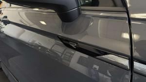 Grey Volkswagen Tiguan 2022 in Vilnius, with an engine capacity of 1.50 L and mileage of 38 thousand km for 28888 €, photo 37 on AUTOMOTO.COM.LV