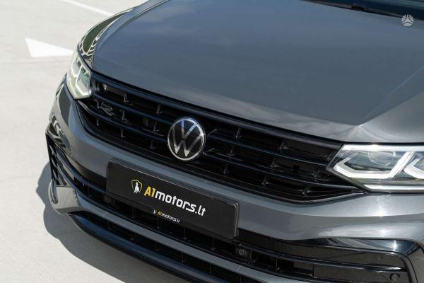 Pelēks Volkswagen Tiguan 2022 Viļņa, ar dzinēja tilpumu 1.98 L un nobraukumu 71 tūkst. km par 31900 €, foto 7 vietnē AUTOMOTO.COM.LV