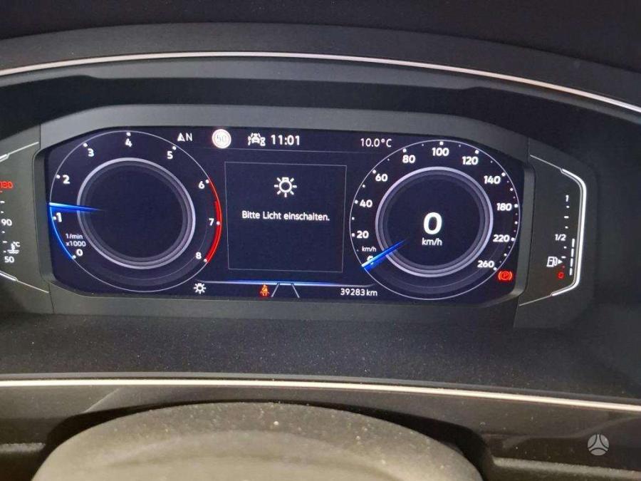 Pelēks Volkswagen Tiguan 2022 Viļņa, ar dzinēja tilpumu 1.50 L un nobraukumu 39 tūkst. km par 28545 €, foto 9 vietnē AUTOMOTO.COM.LV