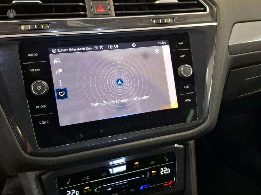 Pelēks Volkswagen Tiguan 2022 Viļņa, ar dzinēja tilpumu 1.50 L un nobraukumu 39 tūkst. km par 28545 €, foto 10 vietnē AUTOMOTO.COM.LV