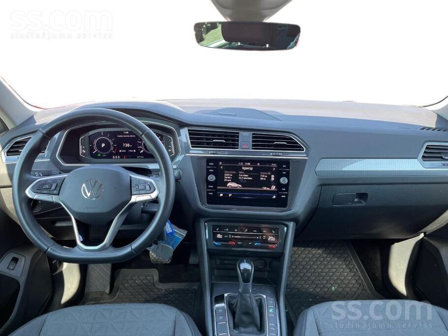Pelēks Volkswagen Tiguan 2022 Rīga, ar dzinēja tilpumu 1.40 L un nobraukumu 45 tūkst. km par 26990 €, foto 9 vietnē AUTOMOTO.COM.LV