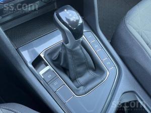 Pelēks Volkswagen Tiguan 2022 Rīga, ar dzinēja tilpumu 1.40 L un nobraukumu 45 tūkst. km par 26990 €, foto 17 vietnē AUTOMOTO.COM.LV