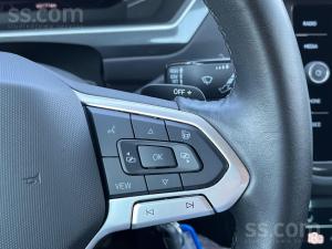 Pelēks Volkswagen Tiguan 2022 Rīga, ar dzinēja tilpumu 1.40 L un nobraukumu 45 tūkst. km par 26990 €, foto 19 vietnē AUTOMOTO.COM.LV