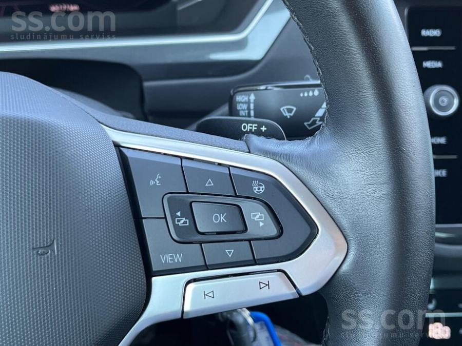 Pelēks Volkswagen Tiguan 2022 Rīga, ar dzinēja tilpumu 1.40 L un nobraukumu 45 tūkst. km par 26990 €, foto 19 vietnē AUTOMOTO.COM.LV
