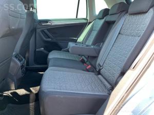 Pelēks Volkswagen Tiguan 2022 Rīga, ar dzinēja tilpumu 1.40 L un nobraukumu 45 tūkst. km par 26990 €, foto 22 vietnē AUTOMOTO.COM.LV