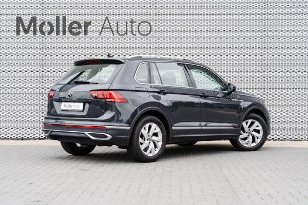 Pelēks Volkswagen Tiguan 2022 Mārupe, ar dzinēja tilpumu 1.50 L un nobraukumu 160 tūkst. km par 21350 €, foto 4 vietnē AUTOMOTO.COM.LV