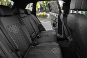 Pelēks Volkswagen Tiguan 2022 Viļņa, ar dzinēja tilpumu 0.00 L un nobraukumu 42 tūkst. km par 32950 €, foto 20 vietnē AUTOMOTO.COM.LV