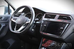 Grey Volkswagen Tiguan 2022 in Riga, with an engine capacity of 2.00 L and mileage of 221 thousand km for 17995 €, photo 13 on AUTOMOTO.COM.LV