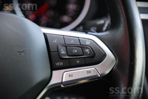 Grey Volkswagen Tiguan 2022 in Riga, with an engine capacity of 2.00 L and mileage of 221 thousand km for 17995 €, photo 20 on AUTOMOTO.COM.LV