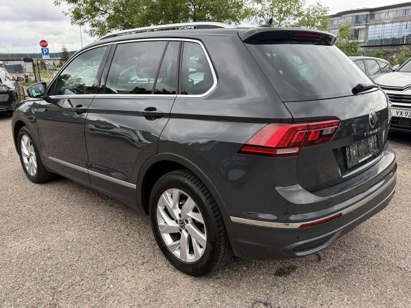 Pelēks Volkswagen Tiguan 2022 Viļņa, ar dzinēja tilpumu 1.50 L un nobraukumu 160 tūkst. km par 21660 €, foto 4 vietnē AUTOMOTO.COM.LV