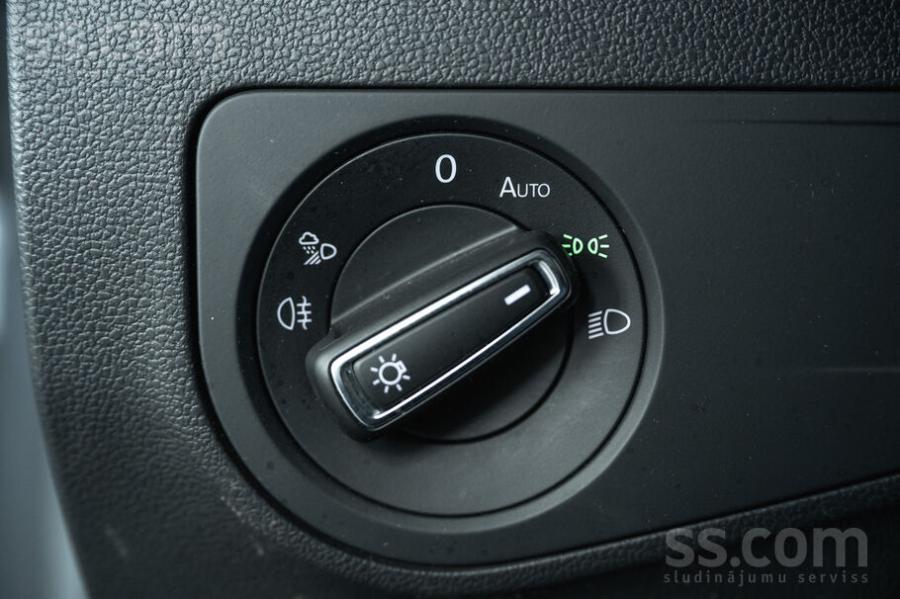 Pelēks Volkswagen Tiguan 2022 Rīga, ar dzinēja tilpumu 1.50 L un nobraukumu 83 tūkst. km par 23990 €, foto 15 vietnē AUTOMOTO.COM.LV