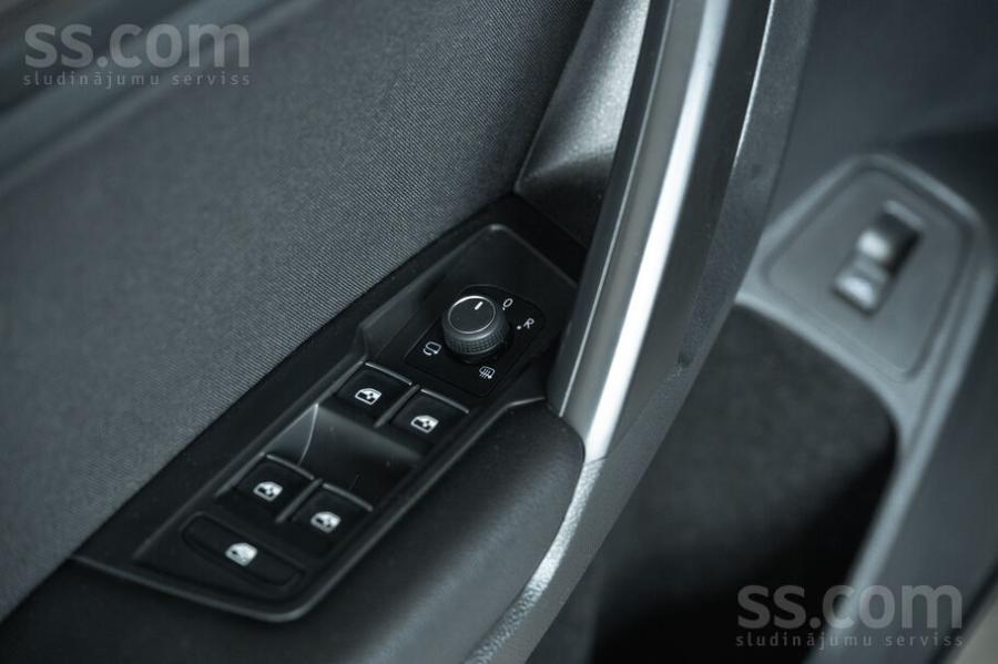 Pelēks Volkswagen Tiguan 2022 Rīga, ar dzinēja tilpumu 1.50 L un nobraukumu 83 tūkst. km par 23990 €, foto 19 vietnē AUTOMOTO.COM.LV