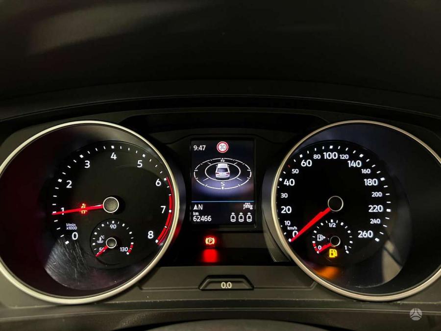 Pelēks Volkswagen Tiguan 2022 Marijampole, ar dzinēja tilpumu 1.50 L un nobraukumu 62 tūkst. km par 22385 €, foto 11 vietnē AUTOMOTO.COM.LV