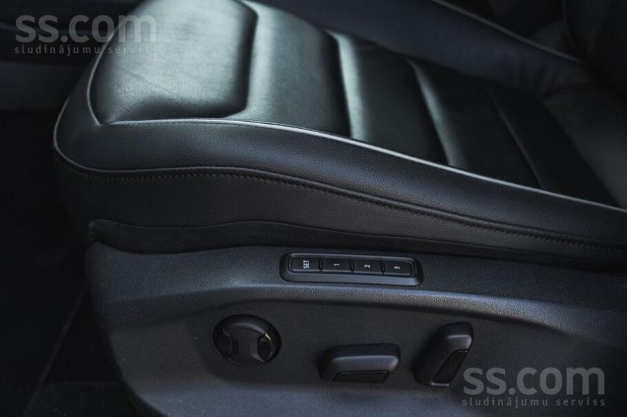 Pelēks Volkswagen Tiguan 2022 Ventspils, ar dzinēja tilpumu 1.40 L un nobraukumu 120 tūkst. km par 24800 €, foto 35 vietnē AUTOMOTO.COM.LV