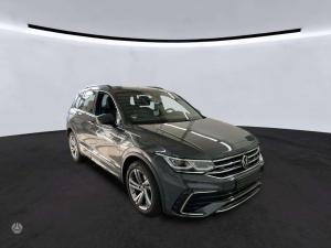 Pelēks Volkswagen Tiguan 2022 Viļņa, ar dzinēja tilpumu 1.50 L un nobraukumu 34 tūkst. km par 32430 €, foto 4 vietnē AUTOMOTO.COM.LV