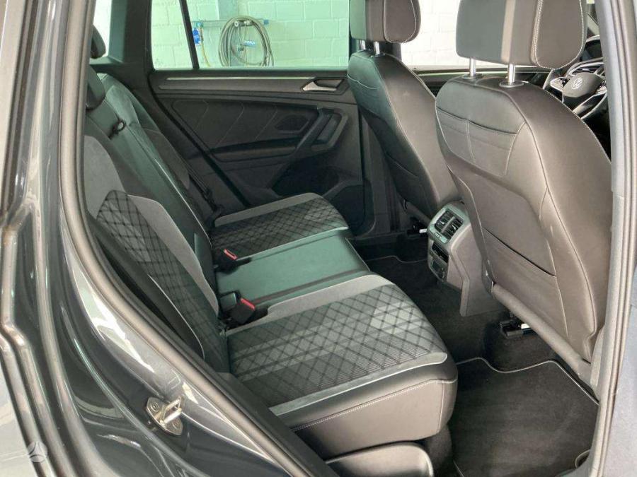 Pelēks Volkswagen Tiguan 2022 Viļņa, ar dzinēja tilpumu 1.50 L un nobraukumu 34 tūkst. km par 32430 €, foto 11 vietnē AUTOMOTO.COM.LV