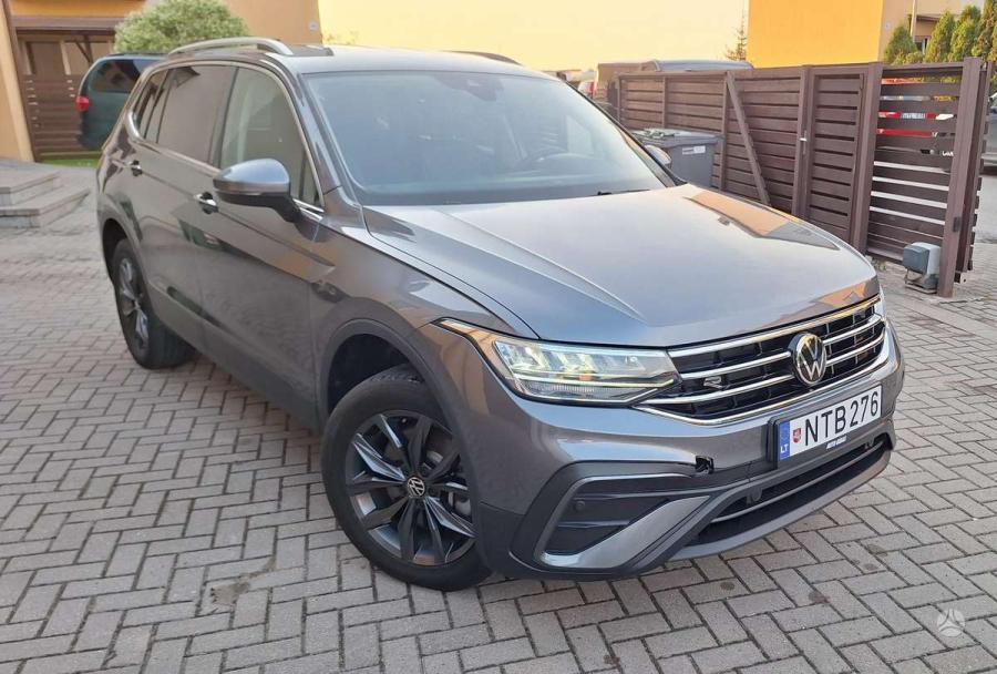 Pelēks Volkswagen Tiguan 2022 Kauņa, ar dzinēja tilpumu 1.98 L un nobraukumu 87 tūkst. km par 23500 €, foto 7 vietnē AUTOMOTO.COM.LV