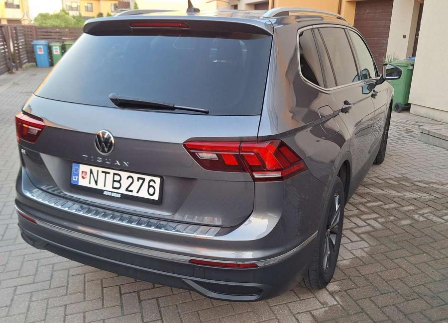 Pelēks Volkswagen Tiguan 2022 Kauņa, ar dzinēja tilpumu 1.98 L un nobraukumu 87 tūkst. km par 23500 €, foto 10 vietnē AUTOMOTO.COM.LV