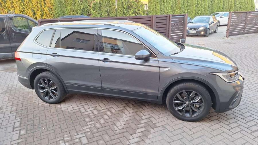 Pelēks Volkswagen Tiguan 2022 Kauņa, ar dzinēja tilpumu 1.98 L un nobraukumu 87 tūkst. km par 23500 €, foto 12 vietnē AUTOMOTO.COM.LV