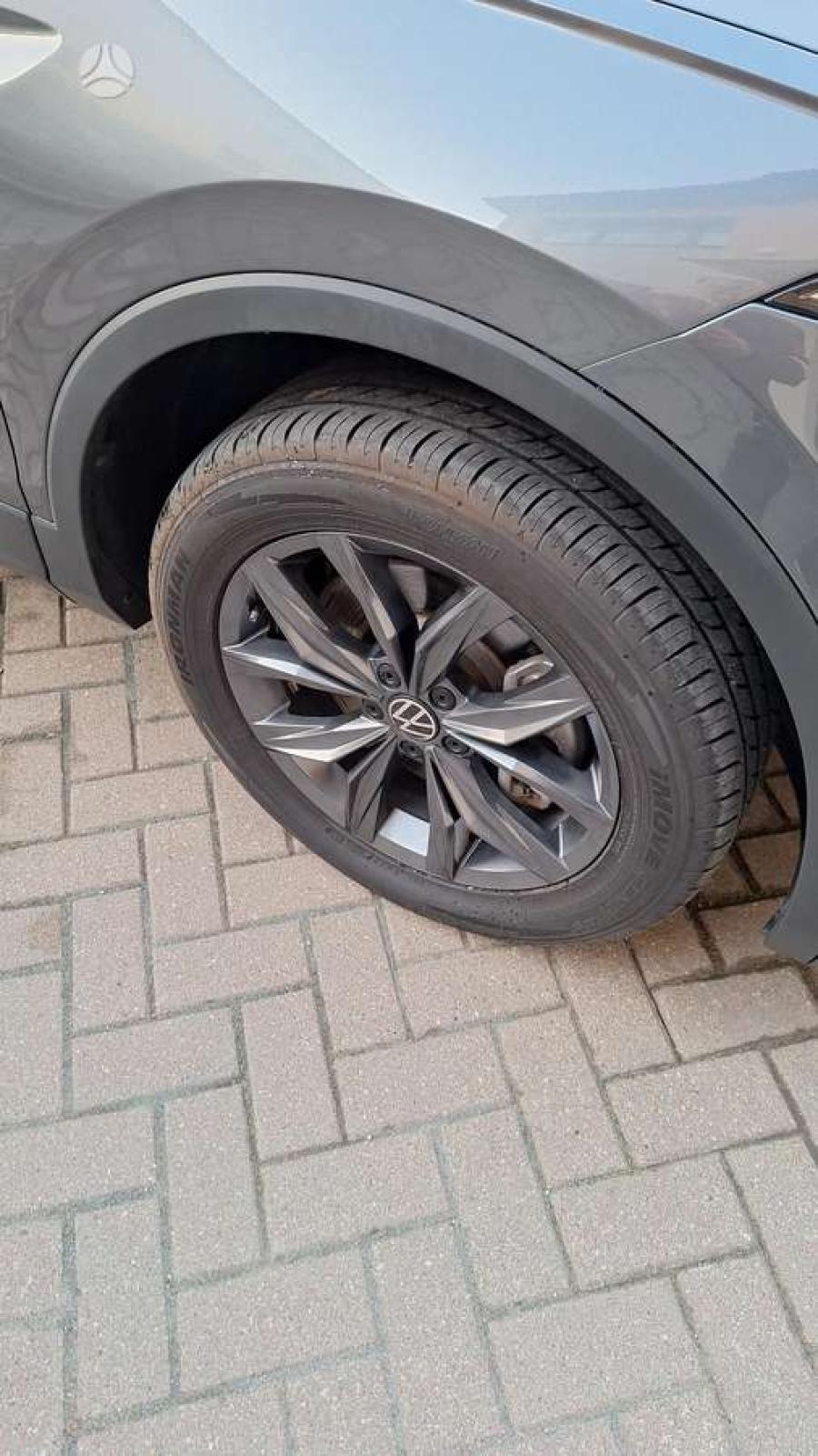 Pelēks Volkswagen Tiguan 2022 Kauņa, ar dzinēja tilpumu 1.98 L un nobraukumu 87 tūkst. km par 23500 €, foto 13 vietnē AUTOMOTO.COM.LV