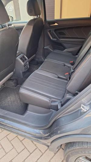 Pelēks Volkswagen Tiguan 2022 Kauņa, ar dzinēja tilpumu 1.98 L un nobraukumu 87 tūkst. km par 23500 €, foto 17 vietnē AUTOMOTO.COM.LV
