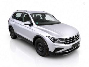 Pelēks Volkswagen Tiguan 2022 Viļņa, ar dzinēja tilpumu 0.00 L un nobraukumu 116 tūkst. km par 22490 €, foto  vietnē AUTOMOTO.COM.LV
