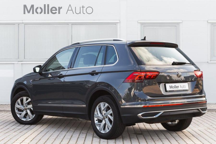 Grey Volkswagen Tiguan 2022 in Ventspils, with an engine capacity of 2.00 L and mileage of 134 thousand km for 28300 €, photo 4 on AUTOMOTO.COM.LV
